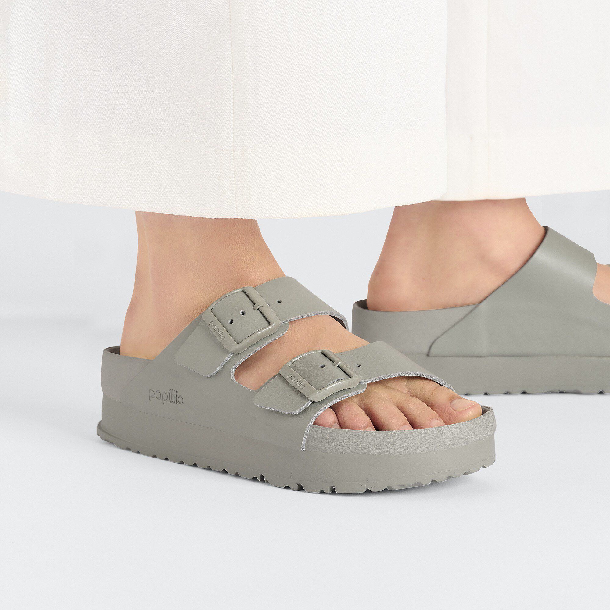Arizona Flex Platform Leather in Color Mineral Gray | BIRKENSTOCK US