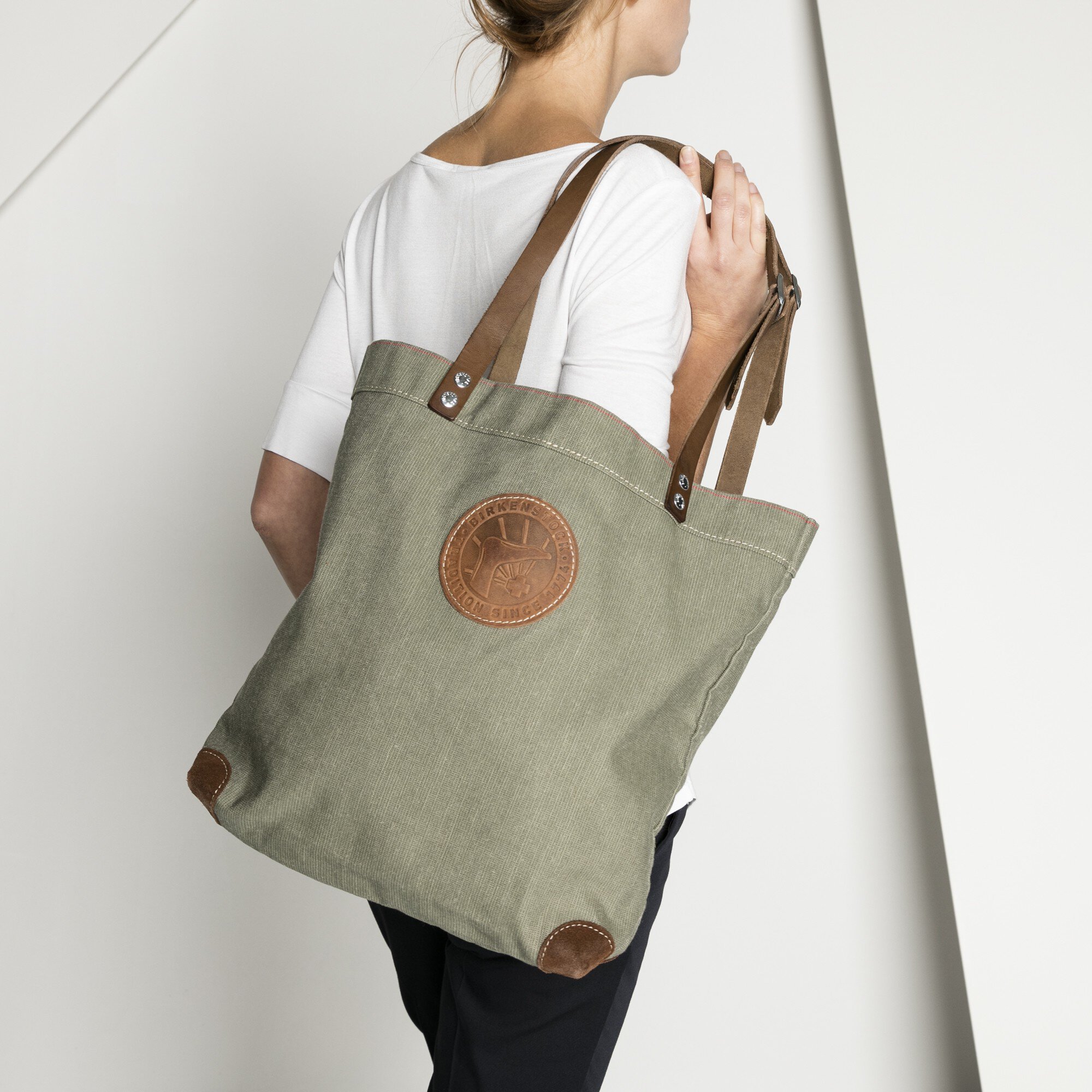 Bag Cologne Medium Leather/Textile Olive | BIRKENSTOCK