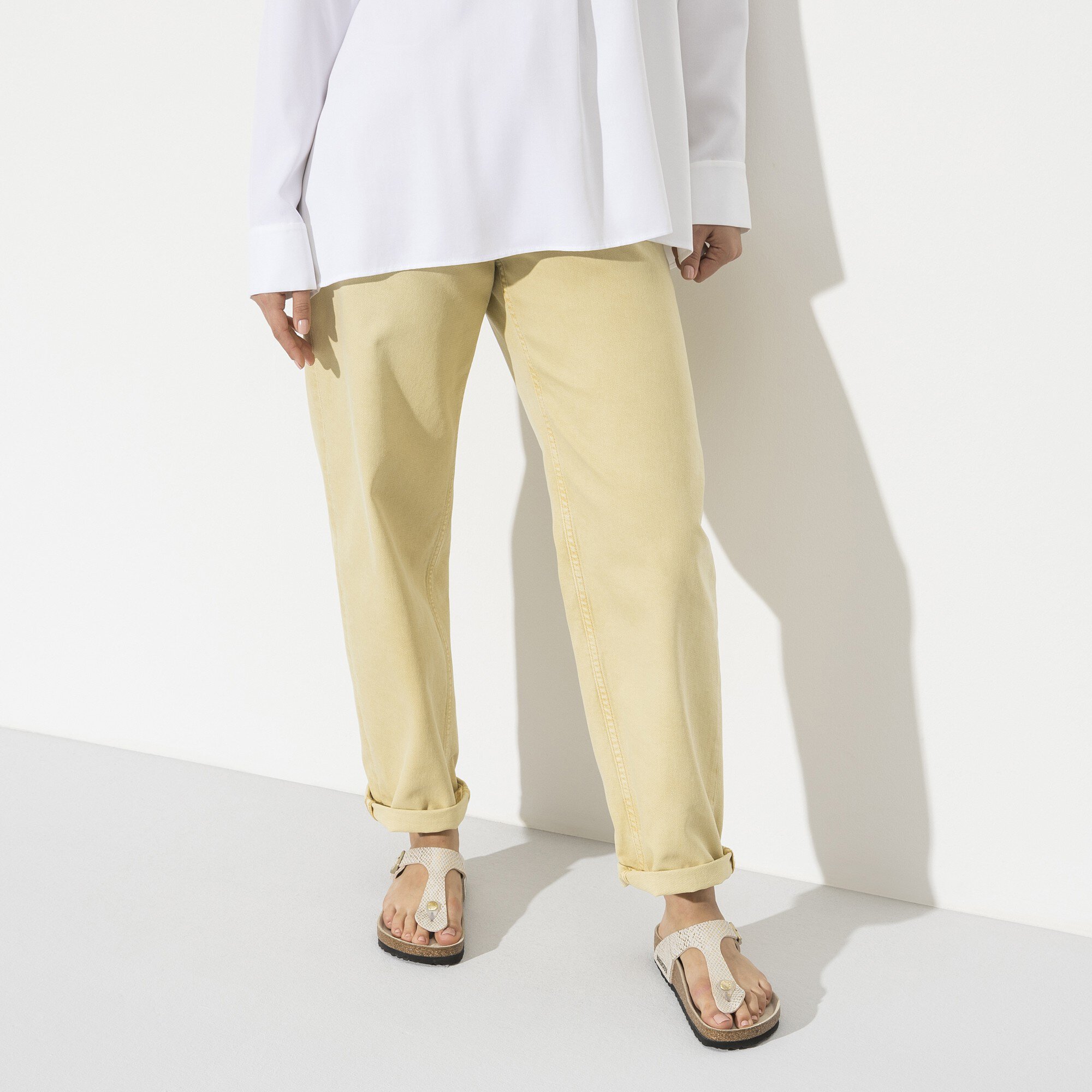 Gizeh Microfiber Shiny Python Eggshell | BIRKENSTOCK