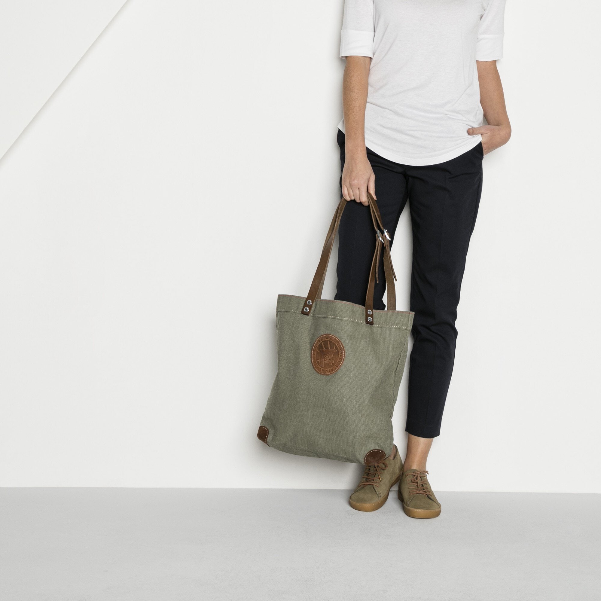 Bag Cologne Medium Leather/Textile Olive | BIRKENSTOCK