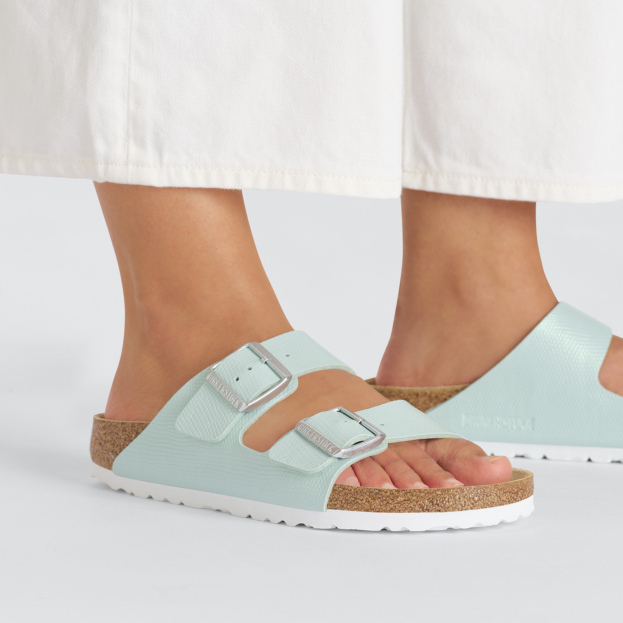Arizona Birko-Flor Embossed Shiny Surf Green | BIRKENSTOCK